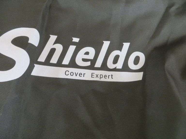 Shieldo Boat Cover 600D A - Lambrecht Auction, Inc.