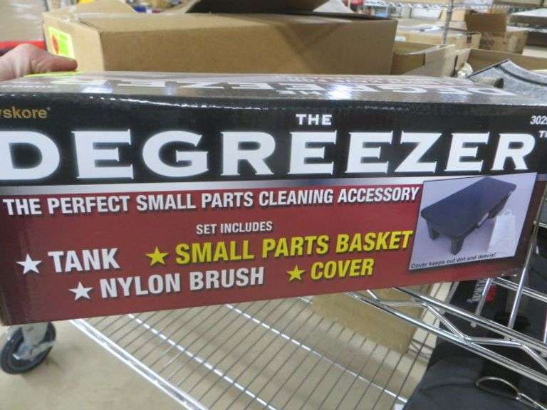 DeGreezer Small Parts Cleaner - Lambrecht Auction, Inc.