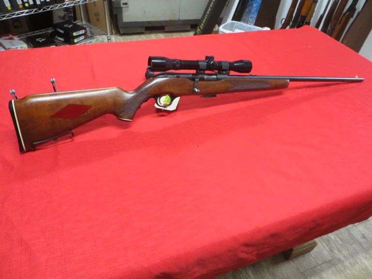 Mossberg - 640 KS Chuckster - .22 WMR - Lambrecht Auction, Inc.