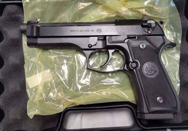 Beretta - M9 - .22 - Lambrecht Auction, Inc.