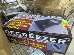 DeGreezer Small Parts Cleaner - Lambrecht Auction, Inc.