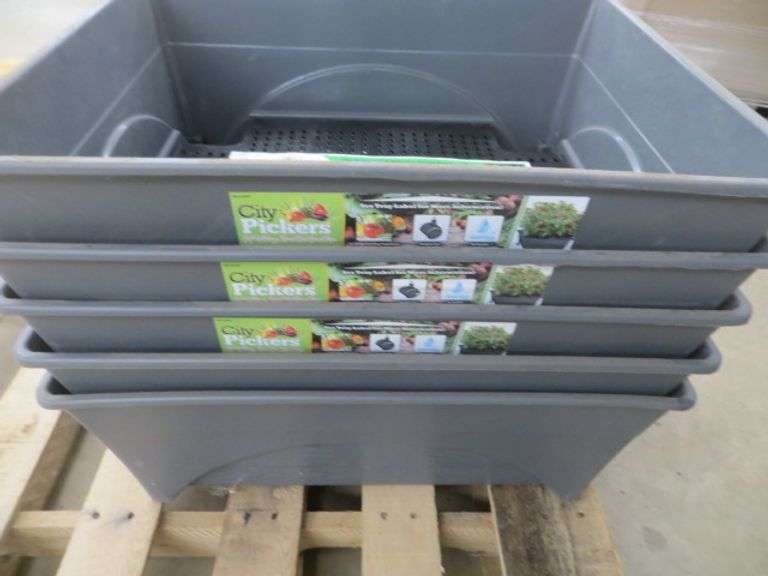 Five City Pickers Self Watering Raised Bed Grow Box - Lambrecht Auction ...