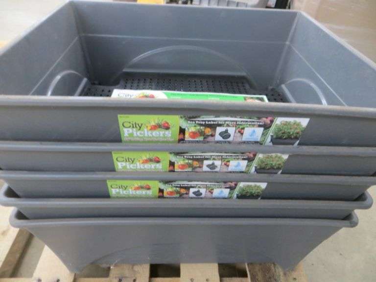 Five City Pickers Self Watering Raised Bed Grow Box - Lambrecht Auction ...