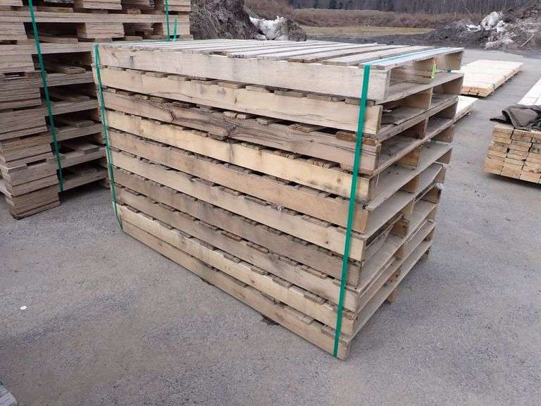 Bundle Of Pallets - Lambrecht Auction, Inc.