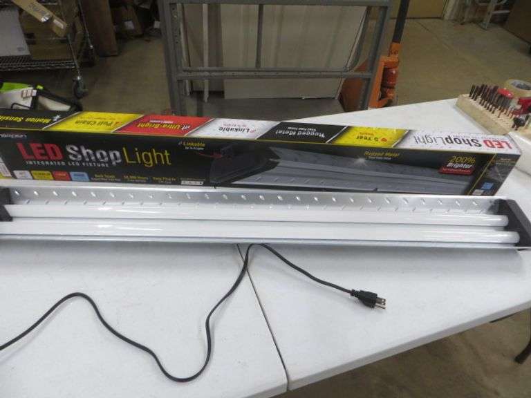 Champion 4ft Led Shop Light - Lambrecht Auction, Inc.