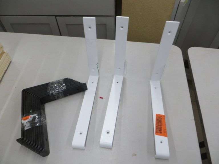 Wooden Crate With Shelf Brackets - Lambrecht Auction, Inc.