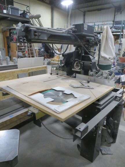 Original Saw Co. 16" Industrial Radial Arm Saw - Lambrecht Auction, Inc.