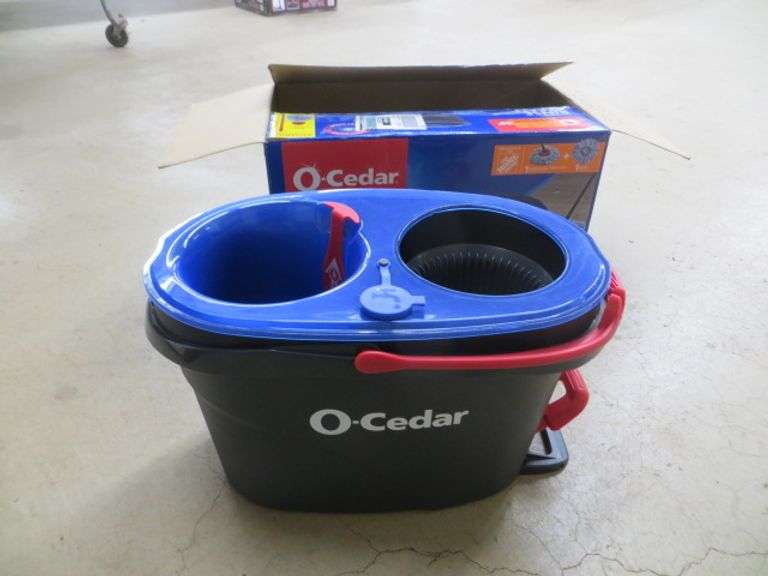 Ocedar Easy Ring Mop Bucket - See Details - Lambrecht Auction, Inc.