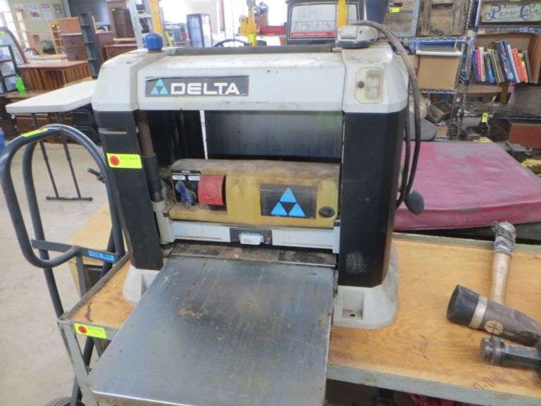 Delta 12" Planer - Lambrecht Auction, Inc.
