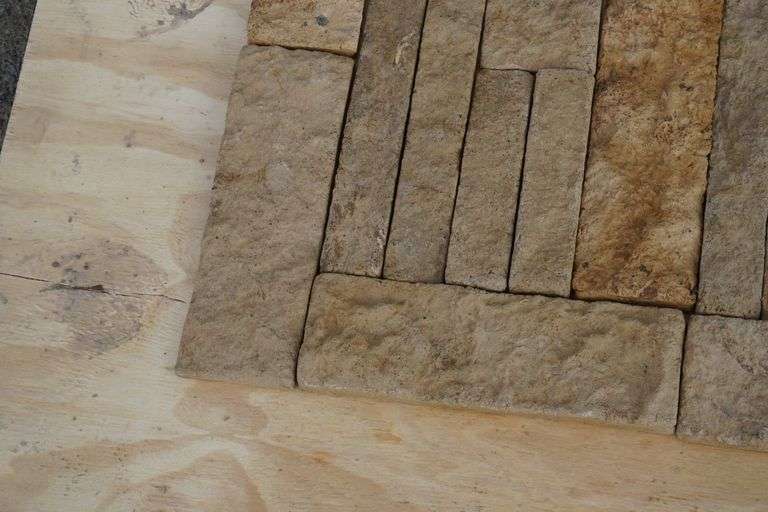 Mortarless Stone Veneer Siding - Lambrecht Auction, Inc.