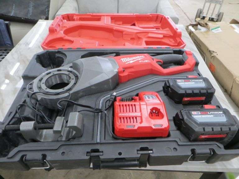 Milwaukee Pipe Threader With One Key Fit Includes Batteries, Charger ...