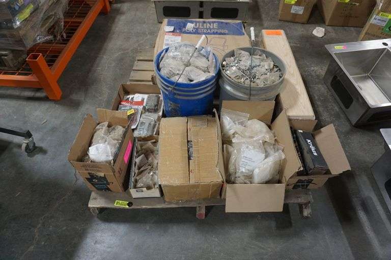 Mixed Pallet - Lambrecht Auction, Inc.