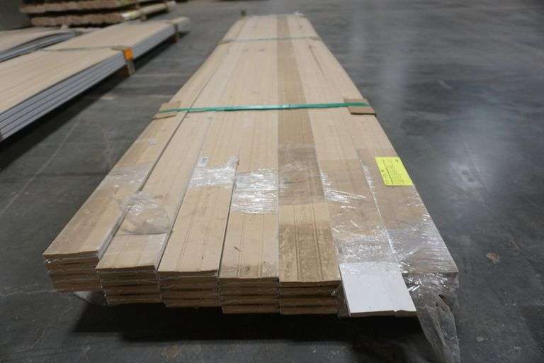 Primed Base Moulding 3 1/4"x12' - Lambrecht Auction, Inc.