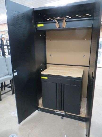 Husky 82" Standing Tool Cabinet - See Details - Lambrecht Auction, Inc.