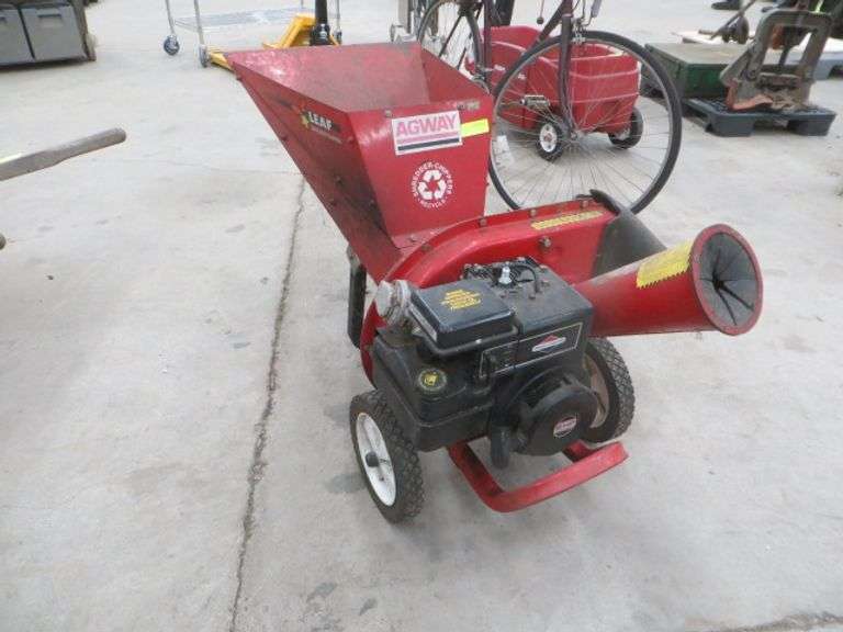 Agway 5 HP Leaf Shredder-Chipper - Lambrecht Auction, Inc.