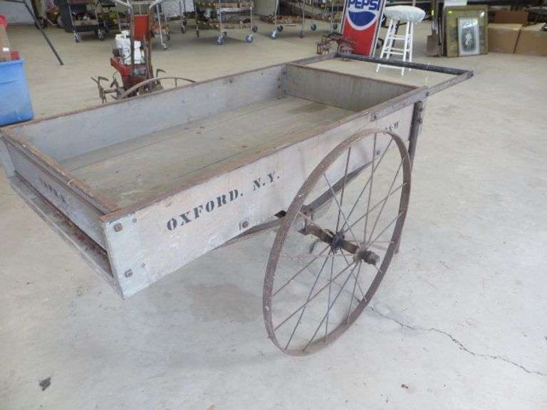 O&W RR Peddlers' Cart with Steel Wheels - Lambrecht Auction, Inc.