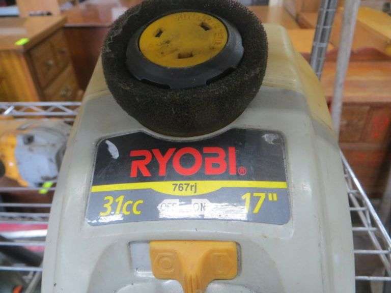 Ryobi 31cc Motor - Lambrecht Auction, Inc.