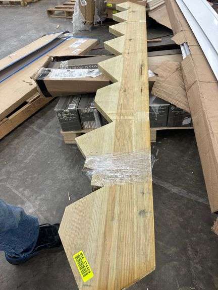 Stair Stringer - Lambrecht Auction, Inc.