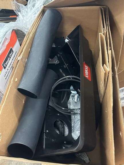 TimeCutter HD and TITAN E-Z Vac with Twin Bagger - Lambrecht Auction, Inc.