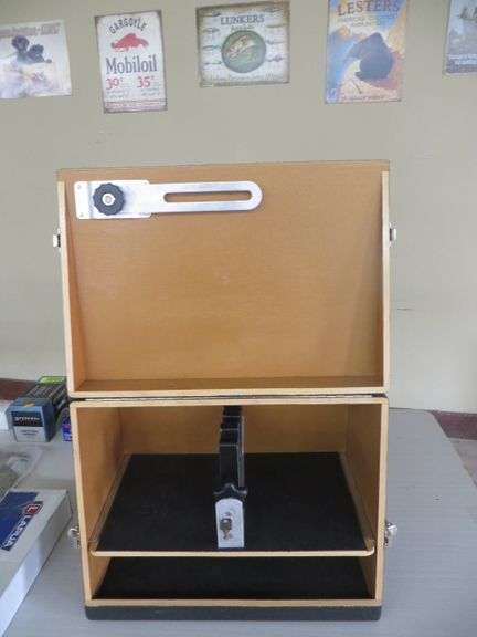 Bullseye Pistol Box w/ Scope Mount & Key - Lambrecht Auction, Inc.