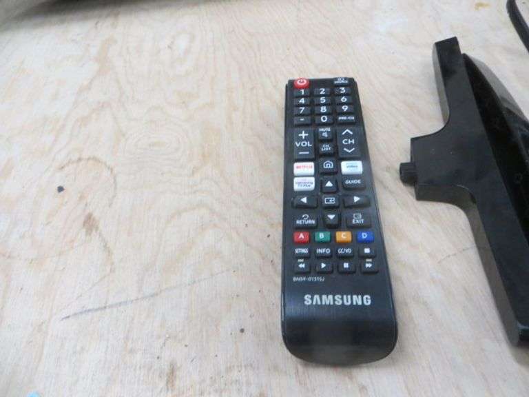 Samsung Flat Screen 28" Smart TV - Lambrecht Auction, Inc.