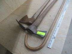 Maddox and Early Axe - Lambrecht Auction, Inc.