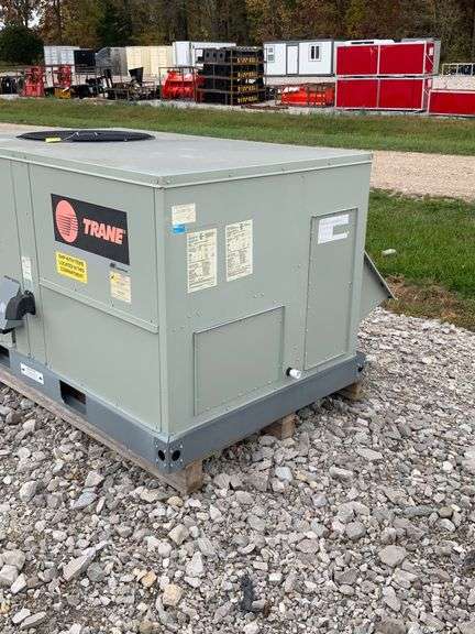 Trane Roof Top Unit AC/Heat 100,000 BTU - Langham Auctioneers