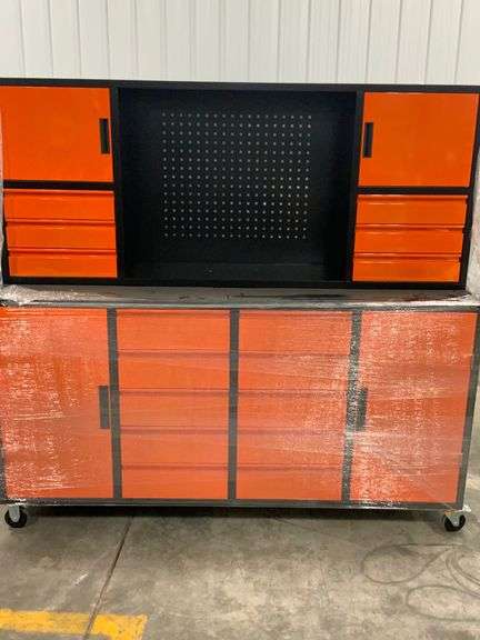 DIGGIT Tool Box w/ TOP CABINET - Langham Auctioneers