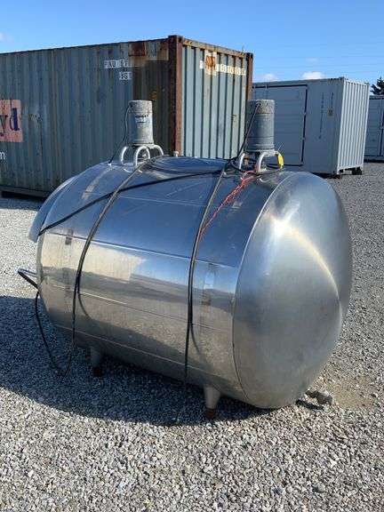 Zero 600 Gallon Bulk Tank - Langham Auctioneers