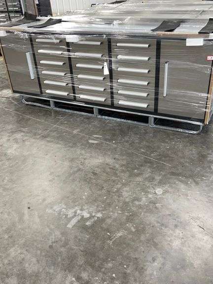 Unused 10ft (18) Drawer Tool Box (Silver) - Langham Auctioneers