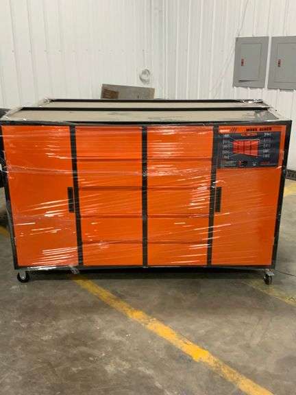 DIGGIT Tool Box Model 10D-2-0 - Langham Auctioneers