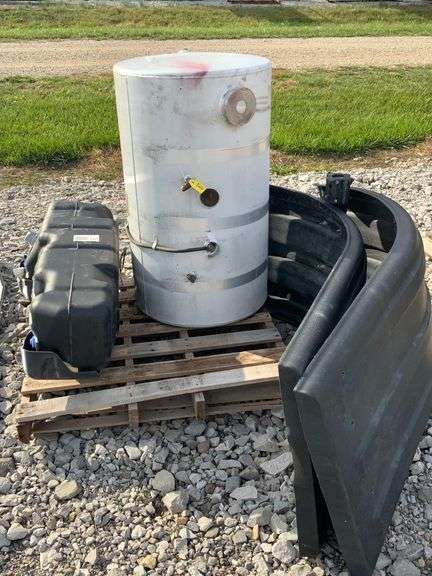 Fuel Tanks & Fenders & Bumper - Langham Auctioneers