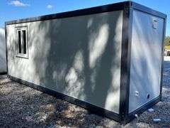 Mobile Living Quarters - Langham Auctioneers