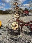 New Idea 8-Wheel Hay Rake - Langham Auctioneers