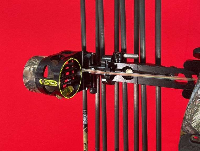 Martin Prowler Compound Bow - Langham Auctioneers