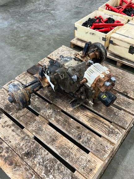 John Deere 430 Diesel Lawn Tractor rear end - Langham Auctioneers