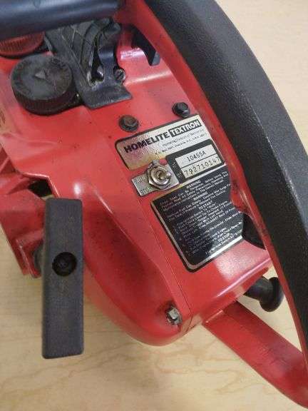 Homelite Super 2 Chainsaw - Langham Auctioneers
