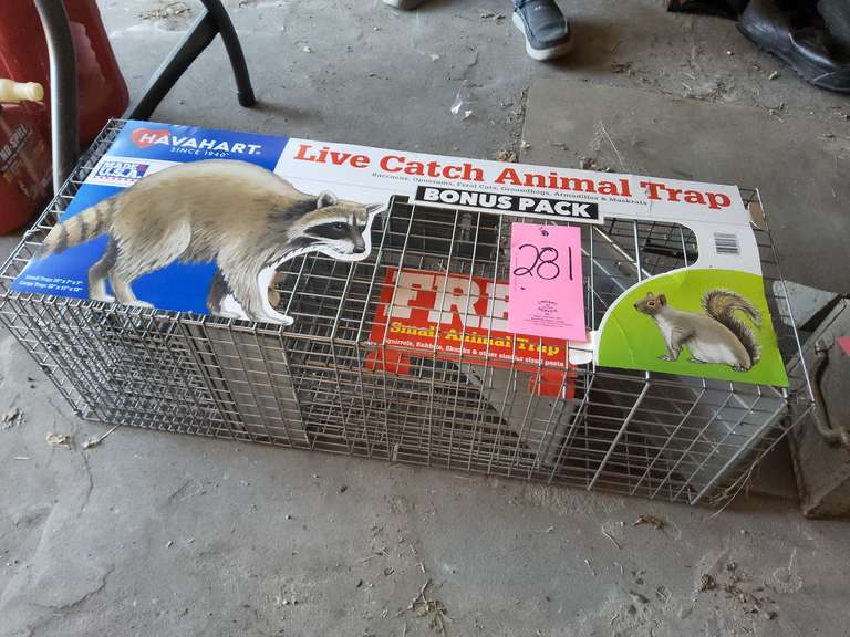 2 New Live traps - Lindsay Auctions & Realty LLC