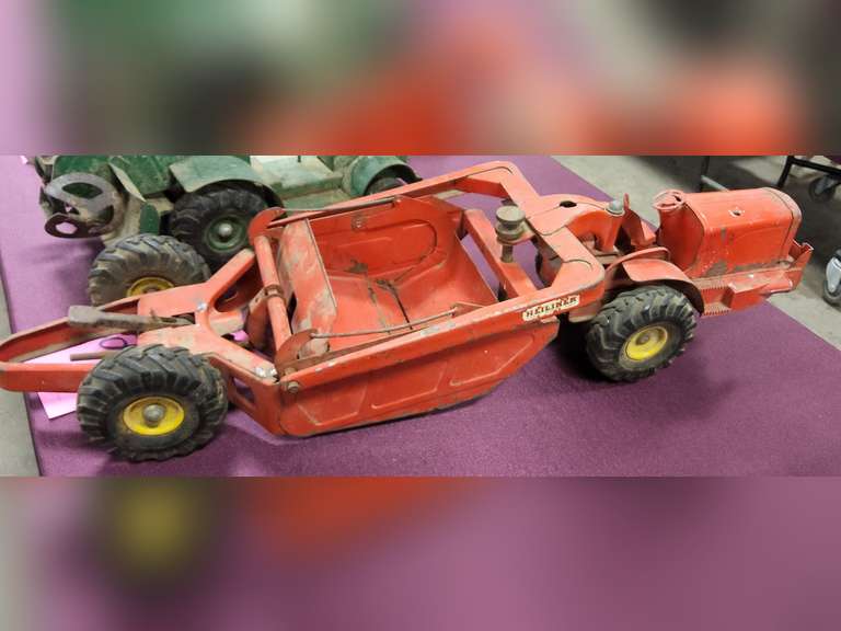 Vintage Heiliner pressed steel earth mover toy - Lindsay Auctions ...