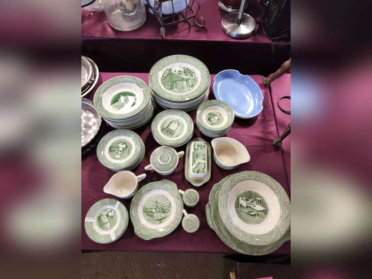 The Old Curiosity Shop Dinnerware Set 62 pcs (1 has chip - see pics ...