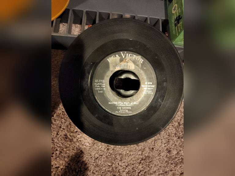 Stack of 45s vinyl records w/ carry case - Lindsay Auctions & Realty LLC