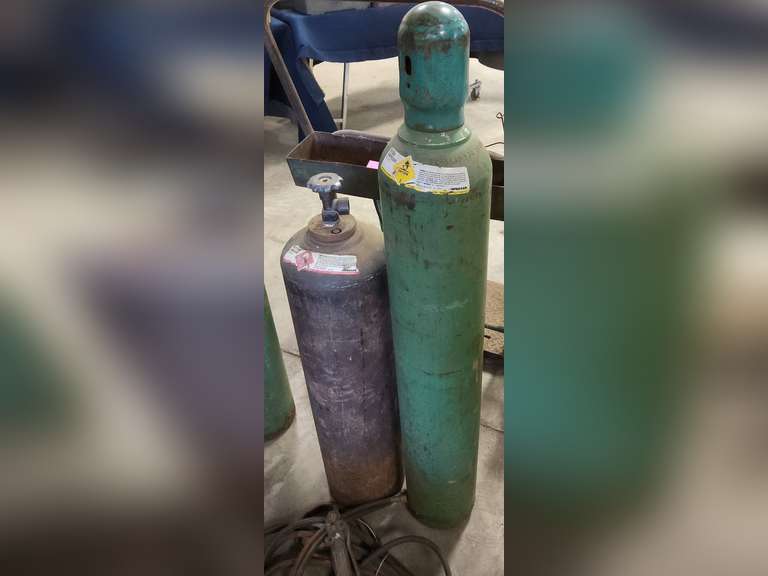 Oxy/Ace hose with torch & regulator - Lindsay Auctions & Realty LLC