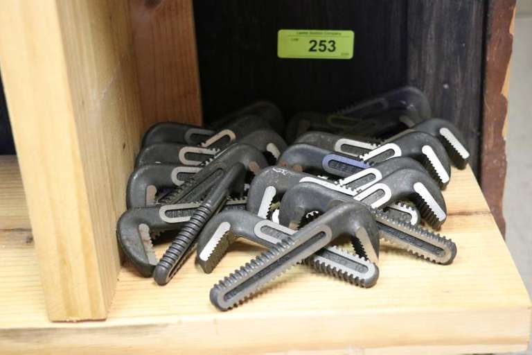 PIPE WRENCH PARTS (HEADS) FOR 10" WRENCHES - Lawler Auction Company