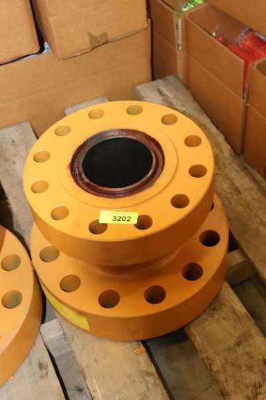 ADAPTOR SPOOL 7-1/16" 5m x 5-1/8" 10m - Lawler Auction Company