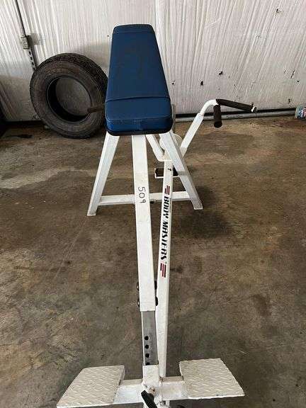 BODY MASTERS T BAR ROW MACHINE - Lawler Auction Company