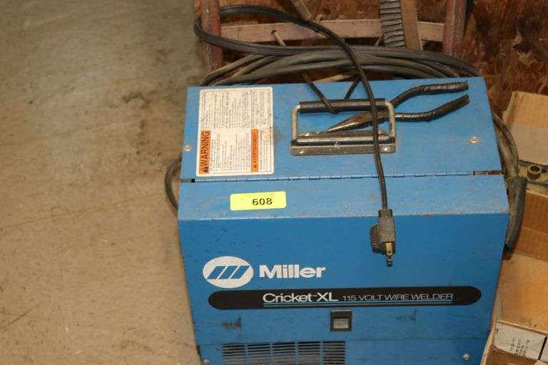 Miller Cricket XL Wire Welder - Lawler Auction Company