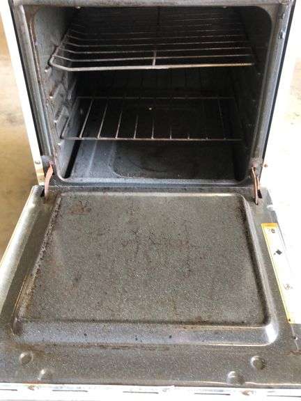 HOLIDAY OVEN - Lawler Auction Company