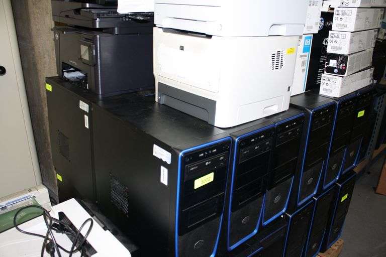 12 MODISC COOLER MASTER DESKTOP (TOP ROW) COMPUTERS - Lawler Auction ...