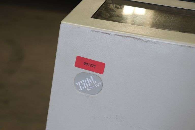 IBM 6262 022 PRINTER - Lawler Auction Company