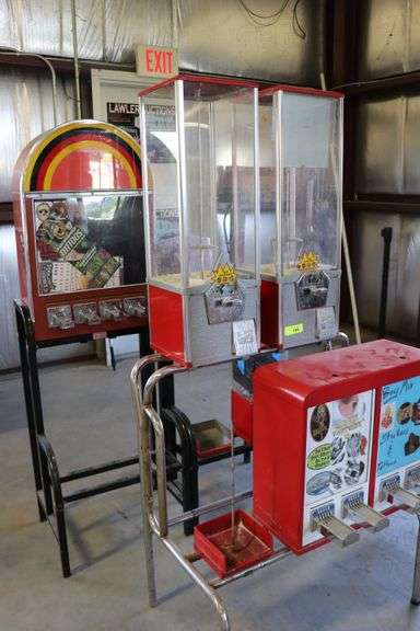 STICKER & GUMBALL VENDING MACHINES - Lawler Auction Company